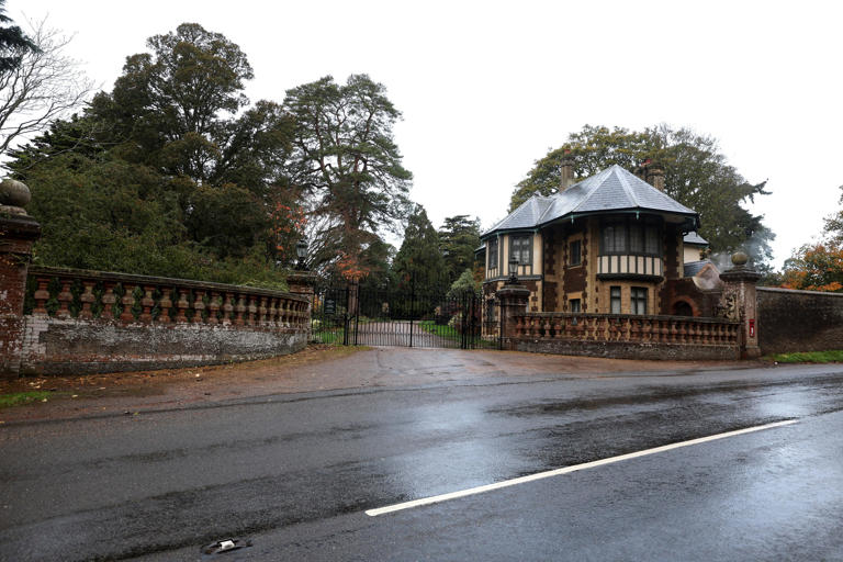 Prince Andrew moving to Sandringham after royal ouster – What to know ...