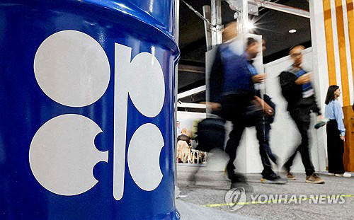 뉴욕 유가, 원유 공급 우려 완화 속 소폭 상승…WTI 0.1%↑