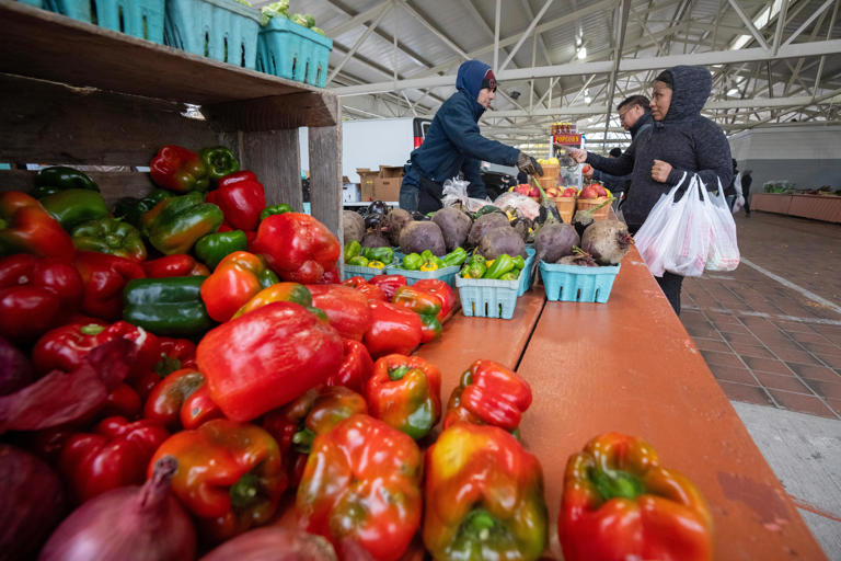 Wisconsin FoodShare recipients received full benefits overnight, Evers ...