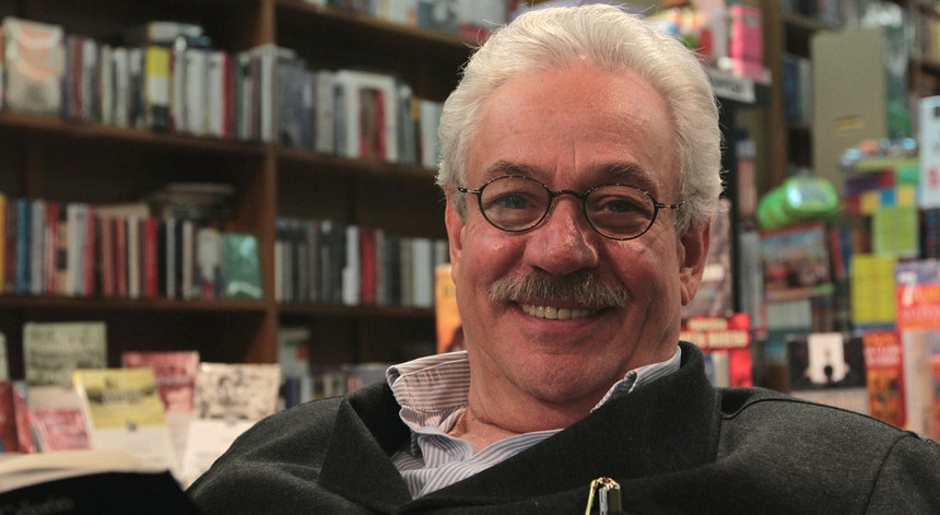 Escritor mexicano Gonzalo Celorio vence Prémio Cervantes 2025