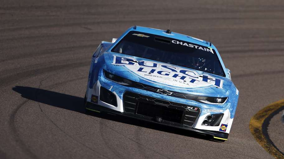 Trackhouse Hires Hendrick Engineer as 2026 Crew Chief for Chastain