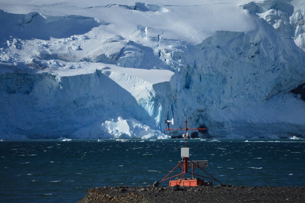 Meltwater is causing Antarctic glaciers to flow faster toward the ocean