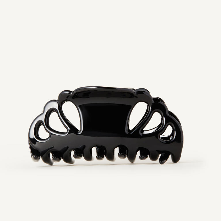 14 Items Our Digital Content Manager Is Coveting for the Holidays