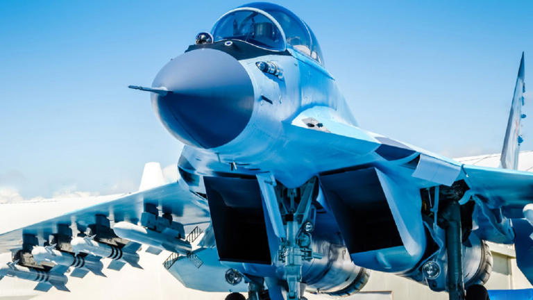 Russia’s MiG-35 has almost everything a modern fighter needs — except a ...