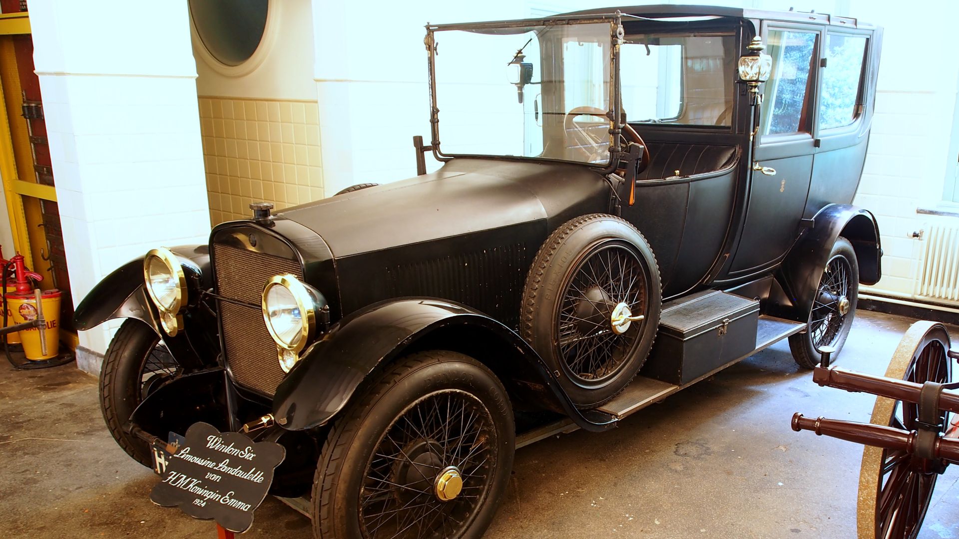 20 Luxury Car Brands That No Longer Exist