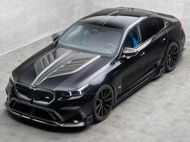 Mansory reinterpreta la BMW M5 G90: V8 da oltre 800 CV