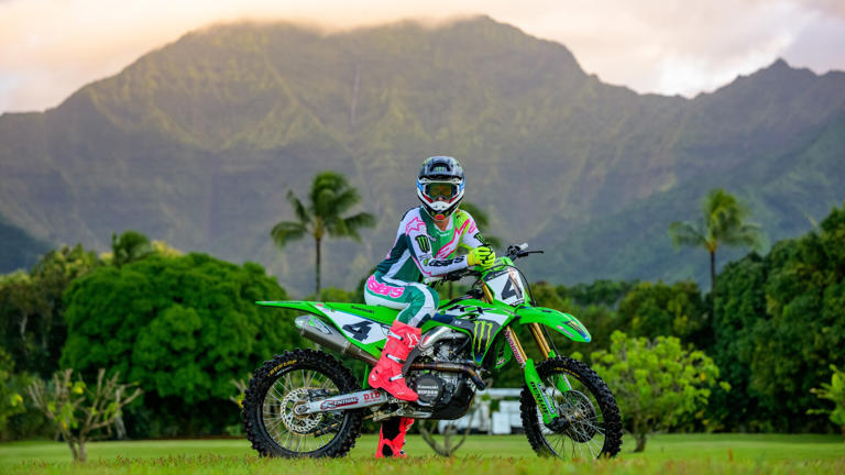 Chase Sexton announced as Monster Energy Kawasaki rider in three-year deal