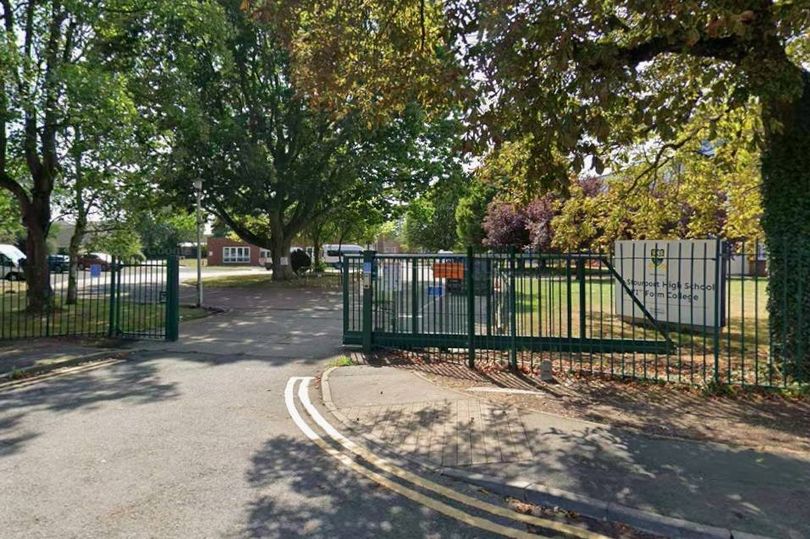 UK school locked down as 'scared' students 'hide under tables' after ...