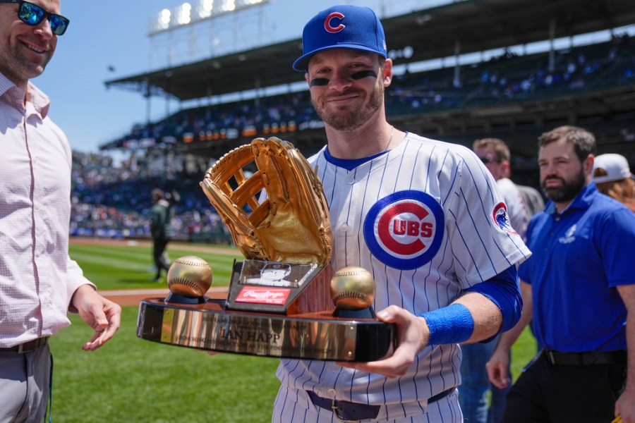 Ian Happ wins again as the Chicago Cubs earn a MLB-high 3 Gold Glove awards