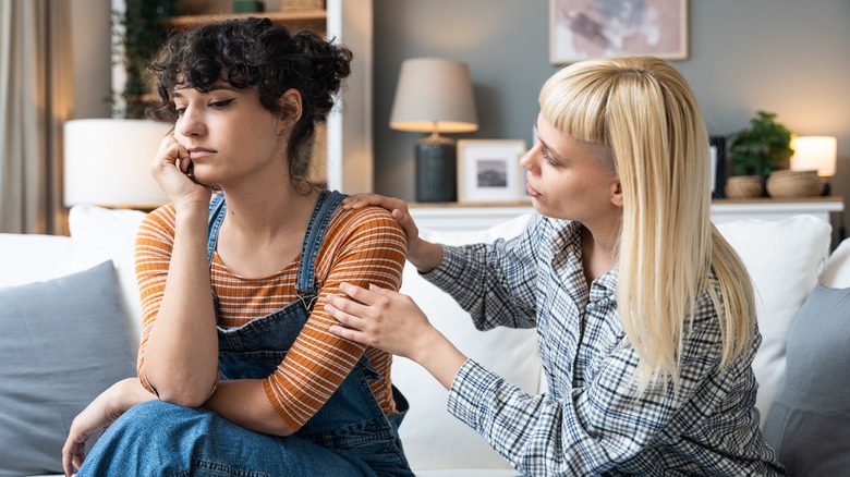 Psychologist Points Out The Signs That You Might Be A Draining Person ...