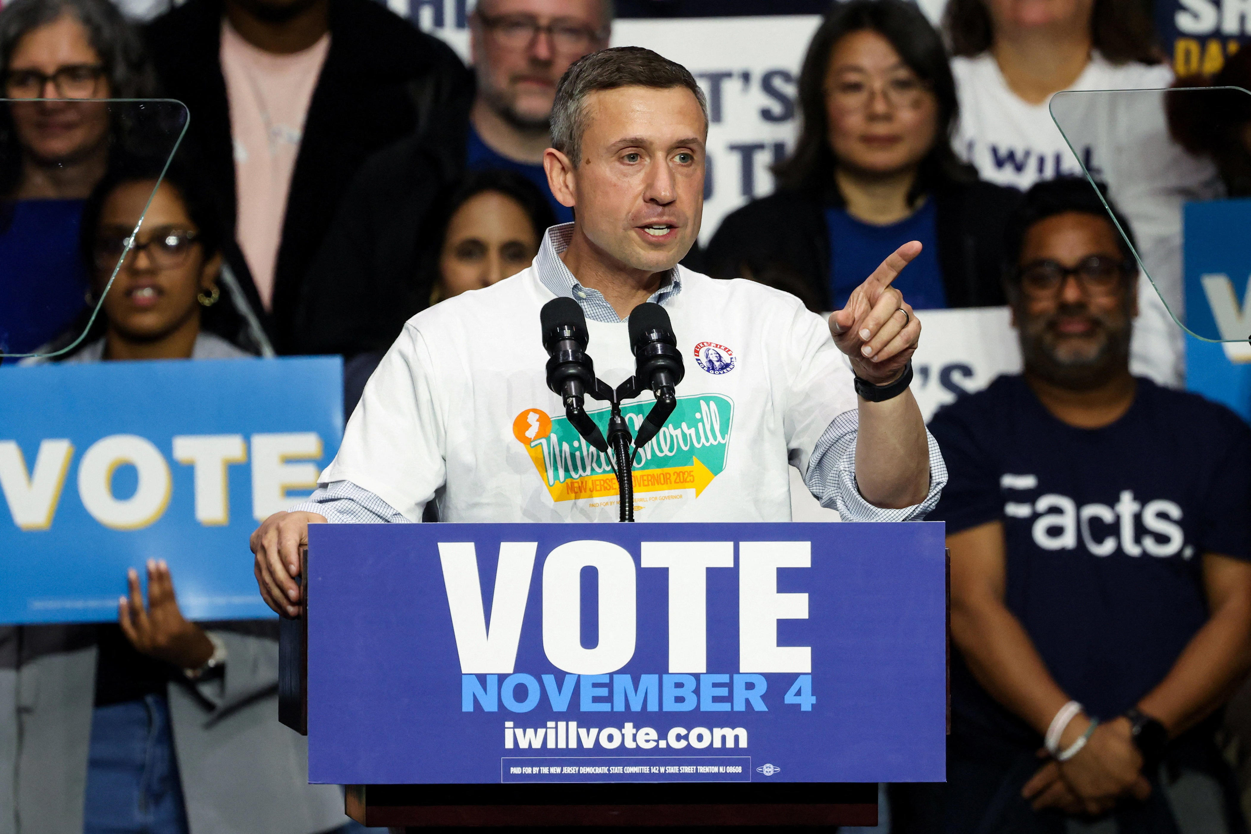 NYC votes early in record numbers, voters to cast ballots in VA, NJ ...