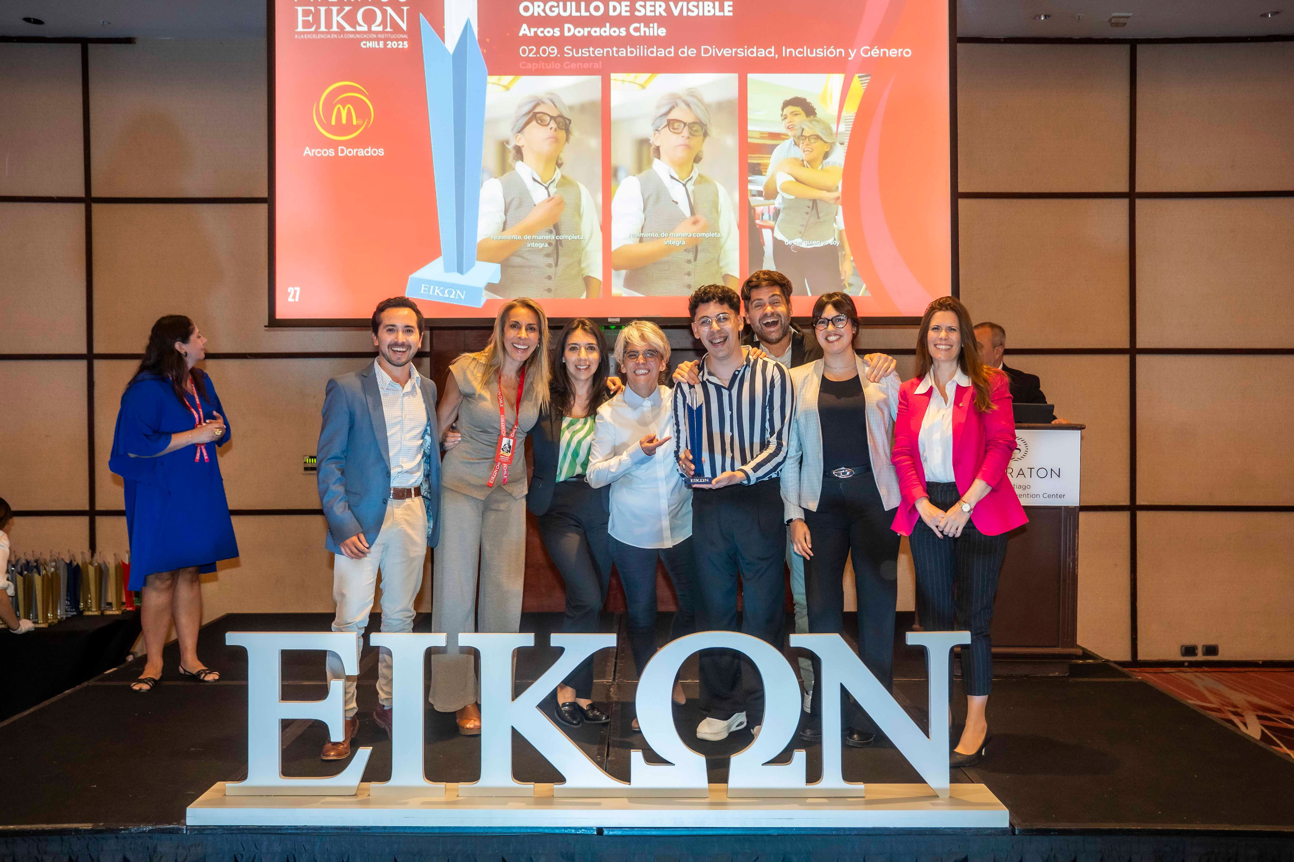 Campaña “Orgullo de ser visible” fue reconocida en los Premios EIKON 2025