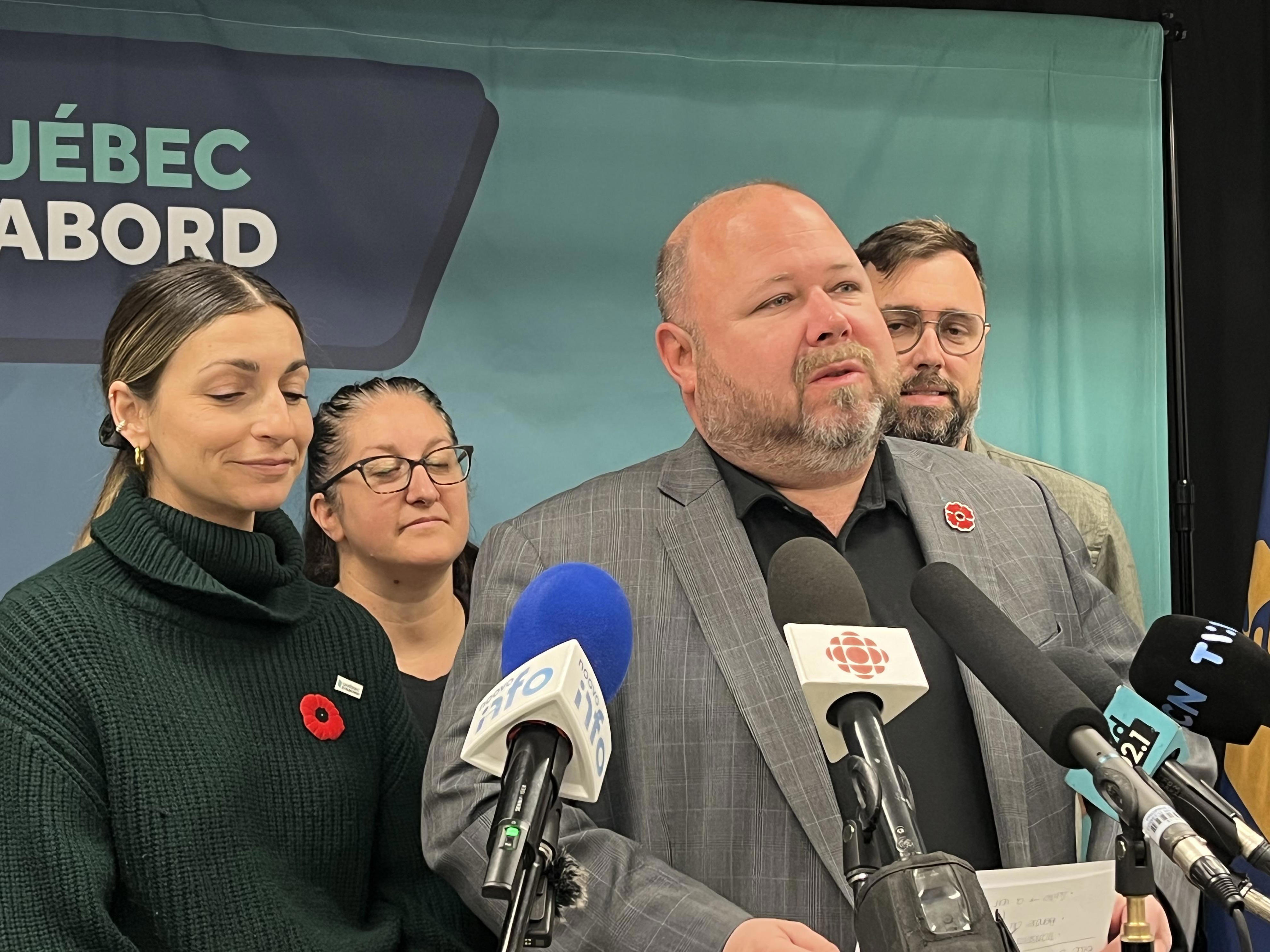 La faiblesse de l’opposition fait craindre à Villeneuve une dérive ...