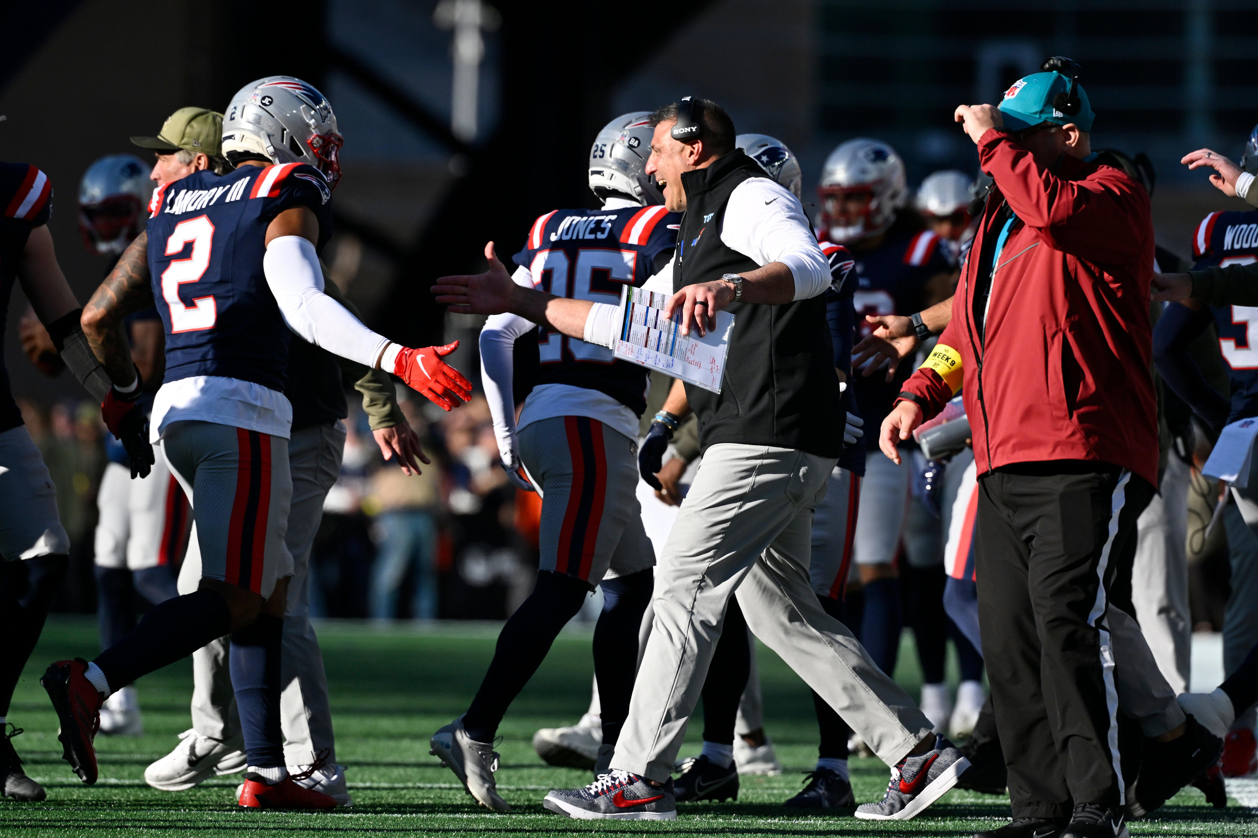 Did the Patriots' defense illegally clap to trick Falcons on key play?