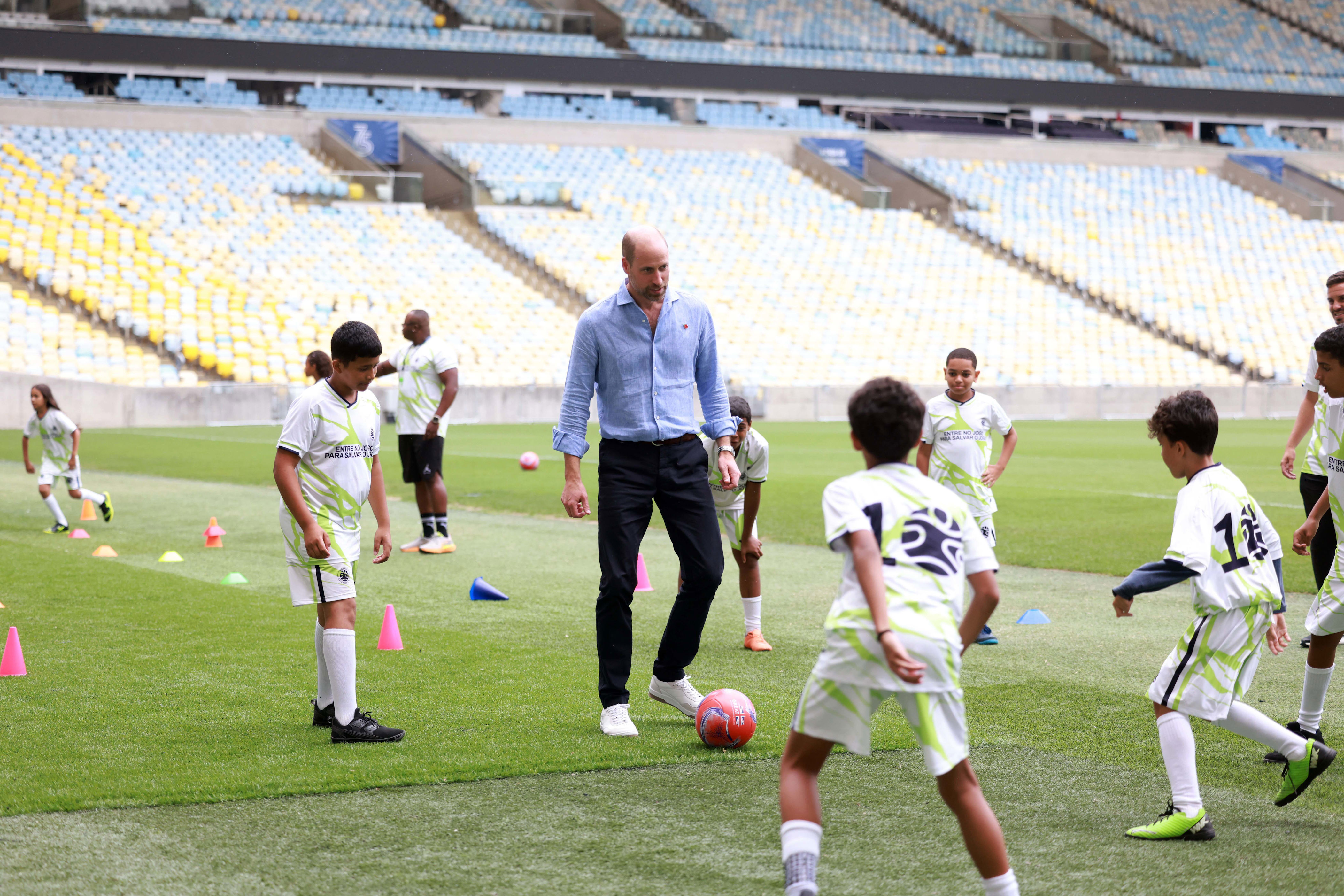 Prince William's adorable moment with baby in Brazil as he receives ...