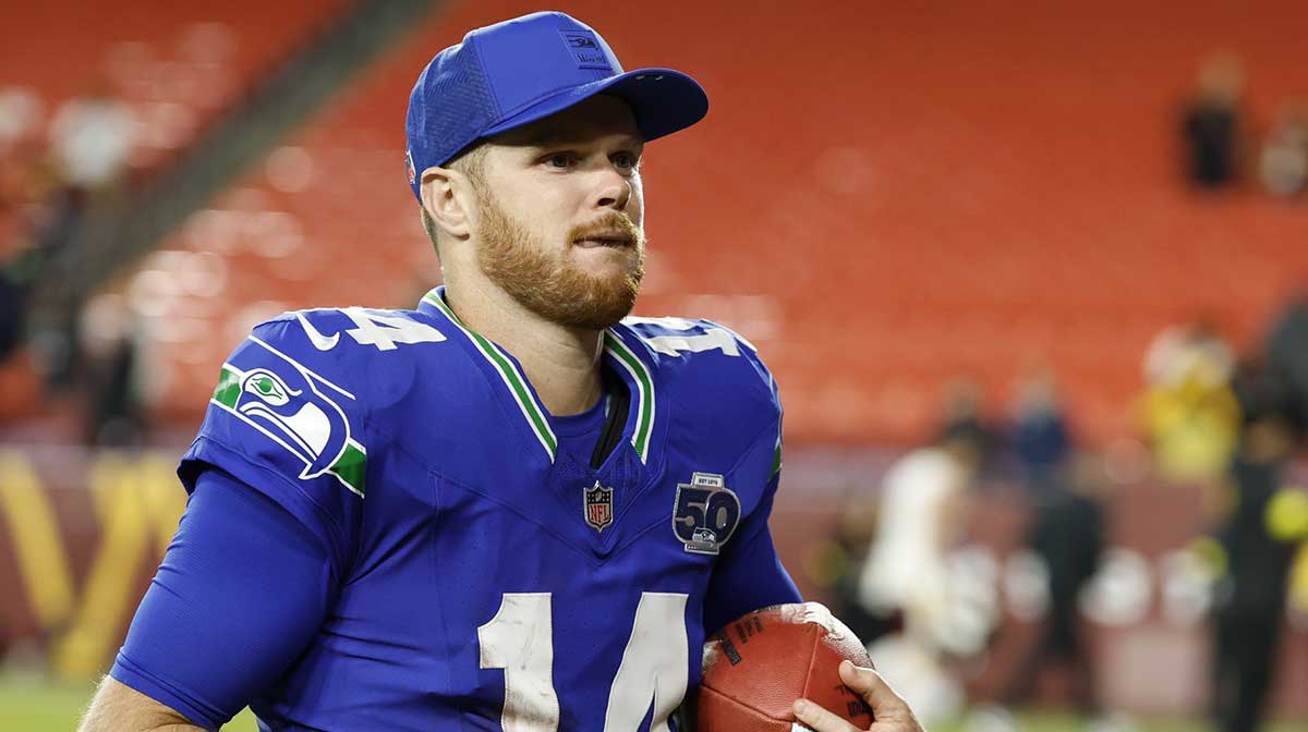 Insane Seahawks stat proves how ridiculous QB Sam Darnold’s resurgence ...