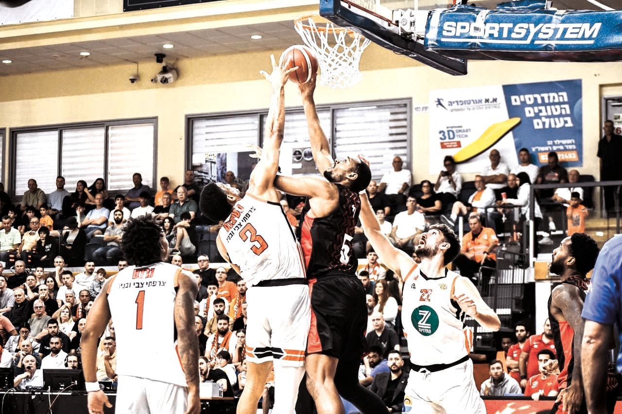 Hapoel Jerusalem pulls out thriller against Maccabi Rishon Lezion