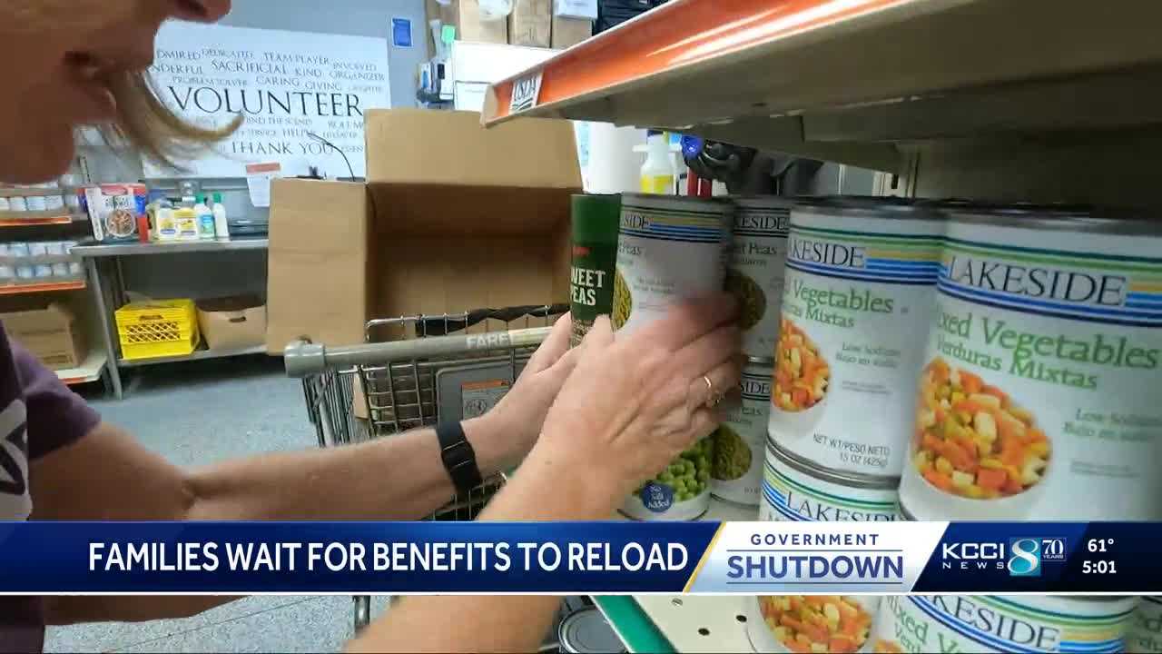 Iowa food pantries see record demand as families wait for partial SNAP ...