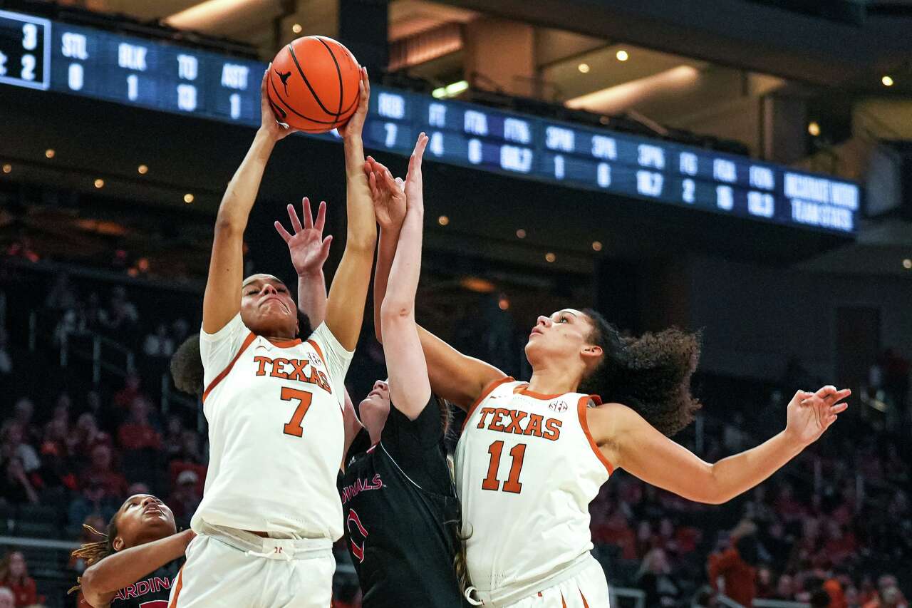 Texas vs UNC: Live updates, how to watch challenge between SEC's ...