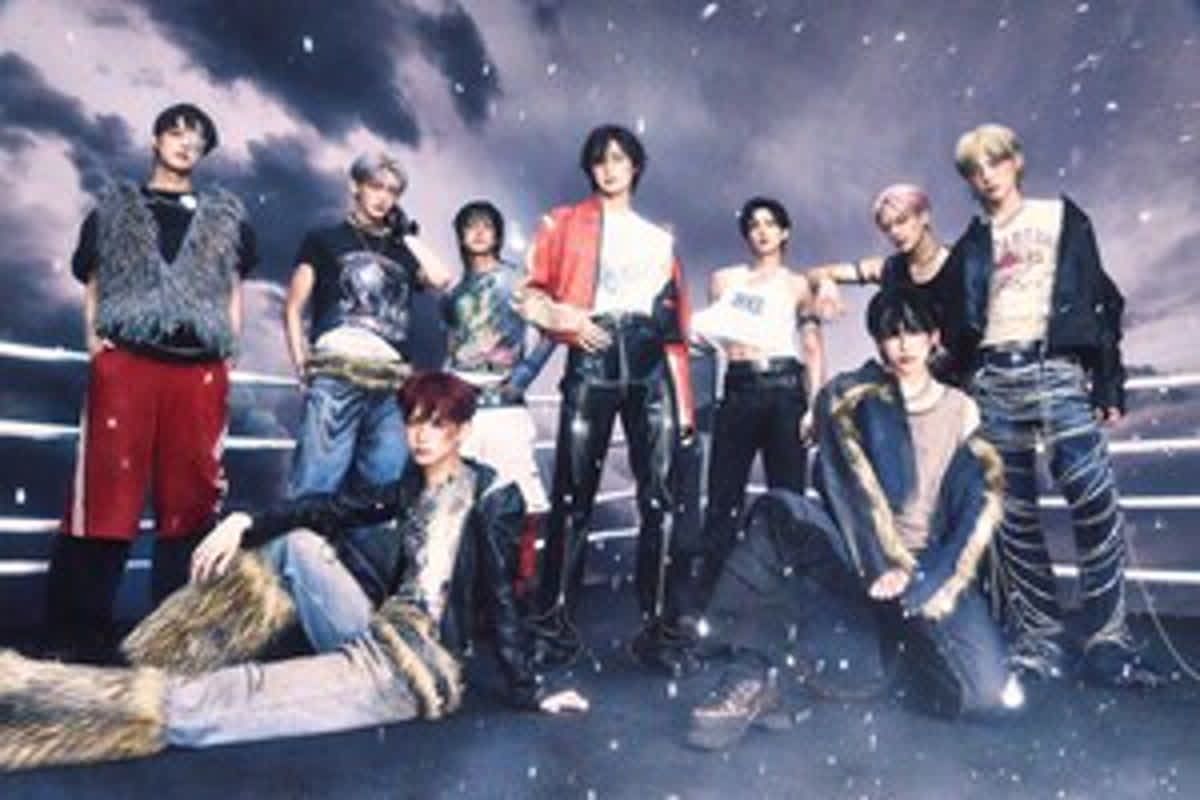 &TEAM 'Back to Life' 초동 122만2022장...성공적 韓 안착