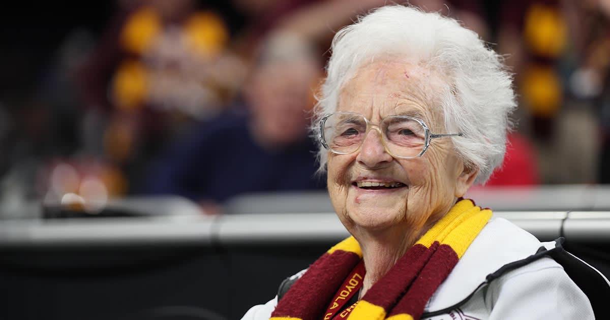 Loyola Chicago wins at buzzer in first game since Sister Jean’s death ...
