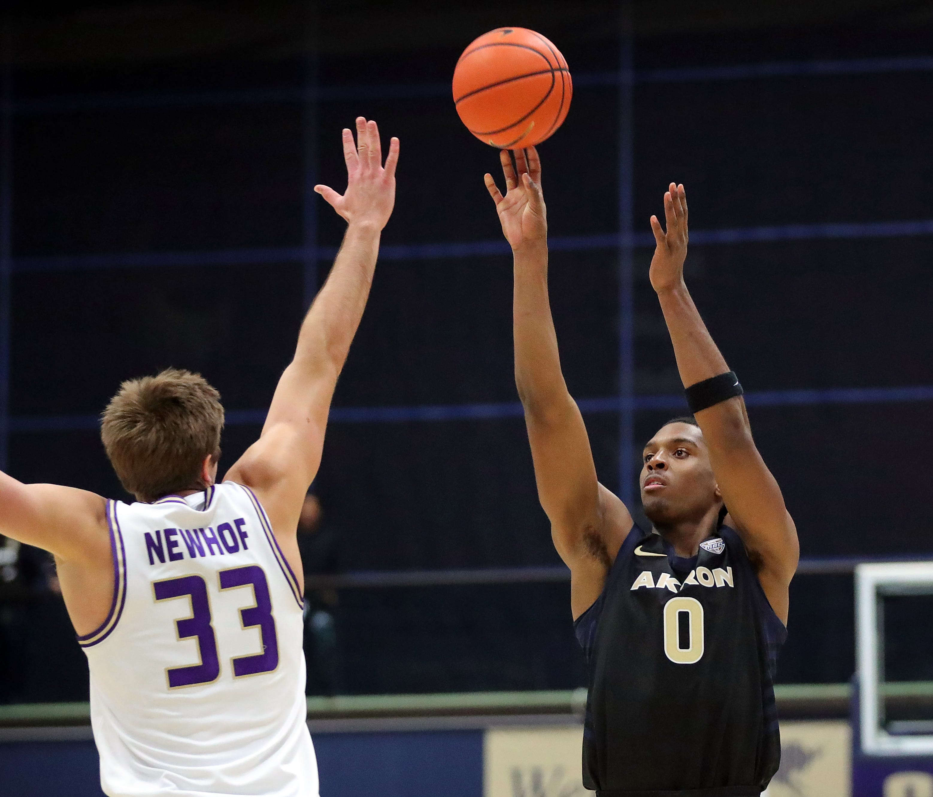 Amani Lyles shines as starter with Akron Zips men's basketball team