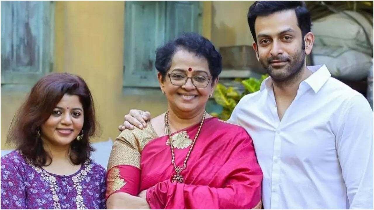 Prithviraj Sukumaran wishes mom Mallika Sukumaran on her birthday ...