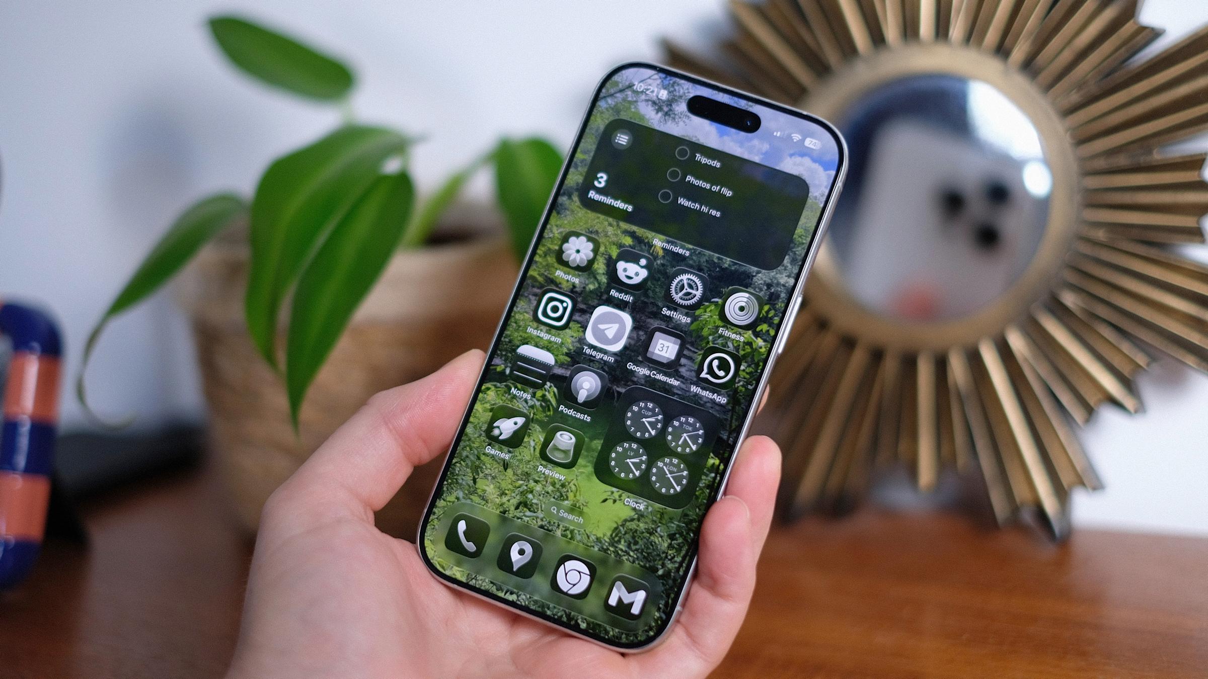 iOS, iPadOS and macOS now let you frost Apple's Liquid Glass