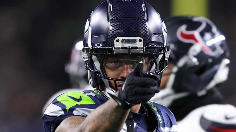 Seahawks' Jaxon Smith-Njigba increases pace for gaudy NFL record