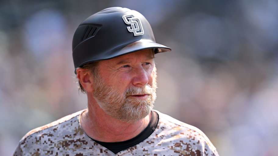 Padres coach named a Mets candidate as San Diego reshapes staff