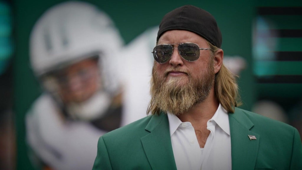 Jets legend Nick Mangold mourned by teammates, fans at New Jersey wake