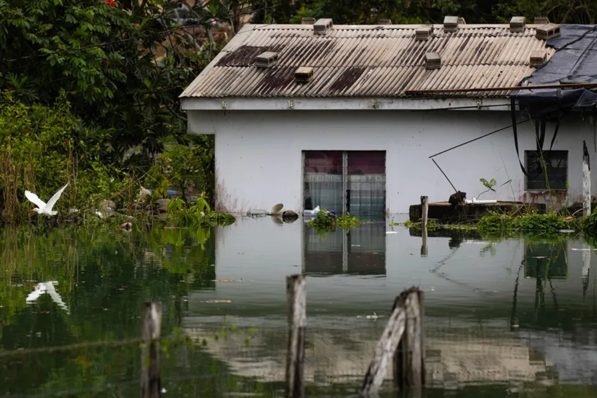 Huracán Melissa golpea Jamaica y deja 32 víctimas