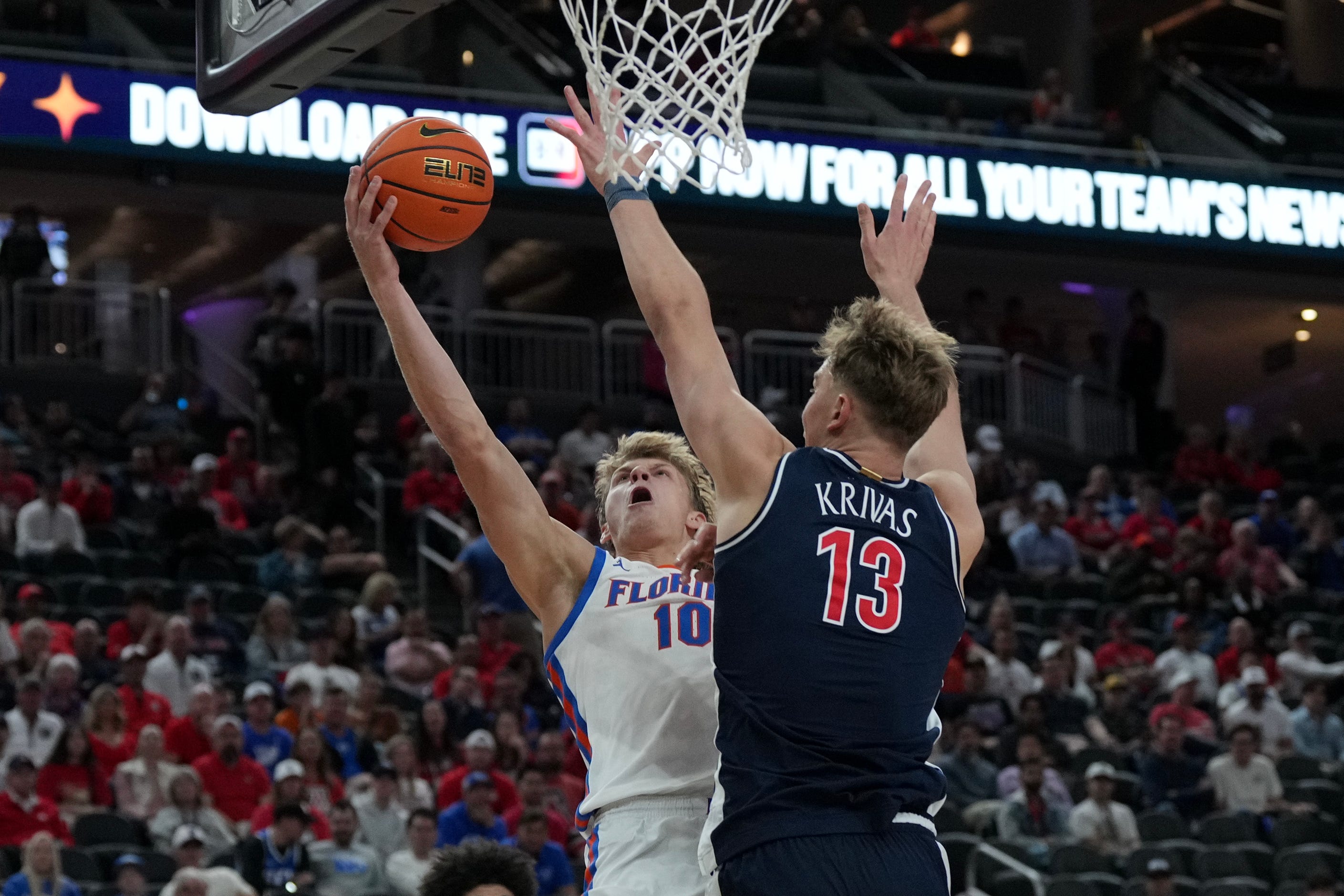 Florida basketball drops season opener to Arizona