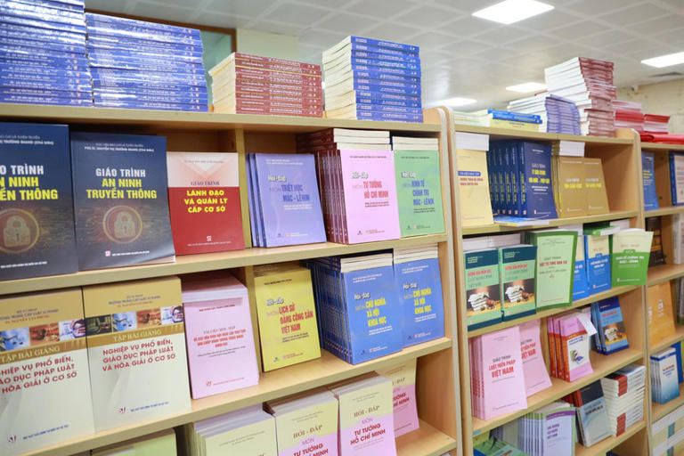 Ngăn chặn sách lậu không chỉ là việc của đơn vị xuất bản