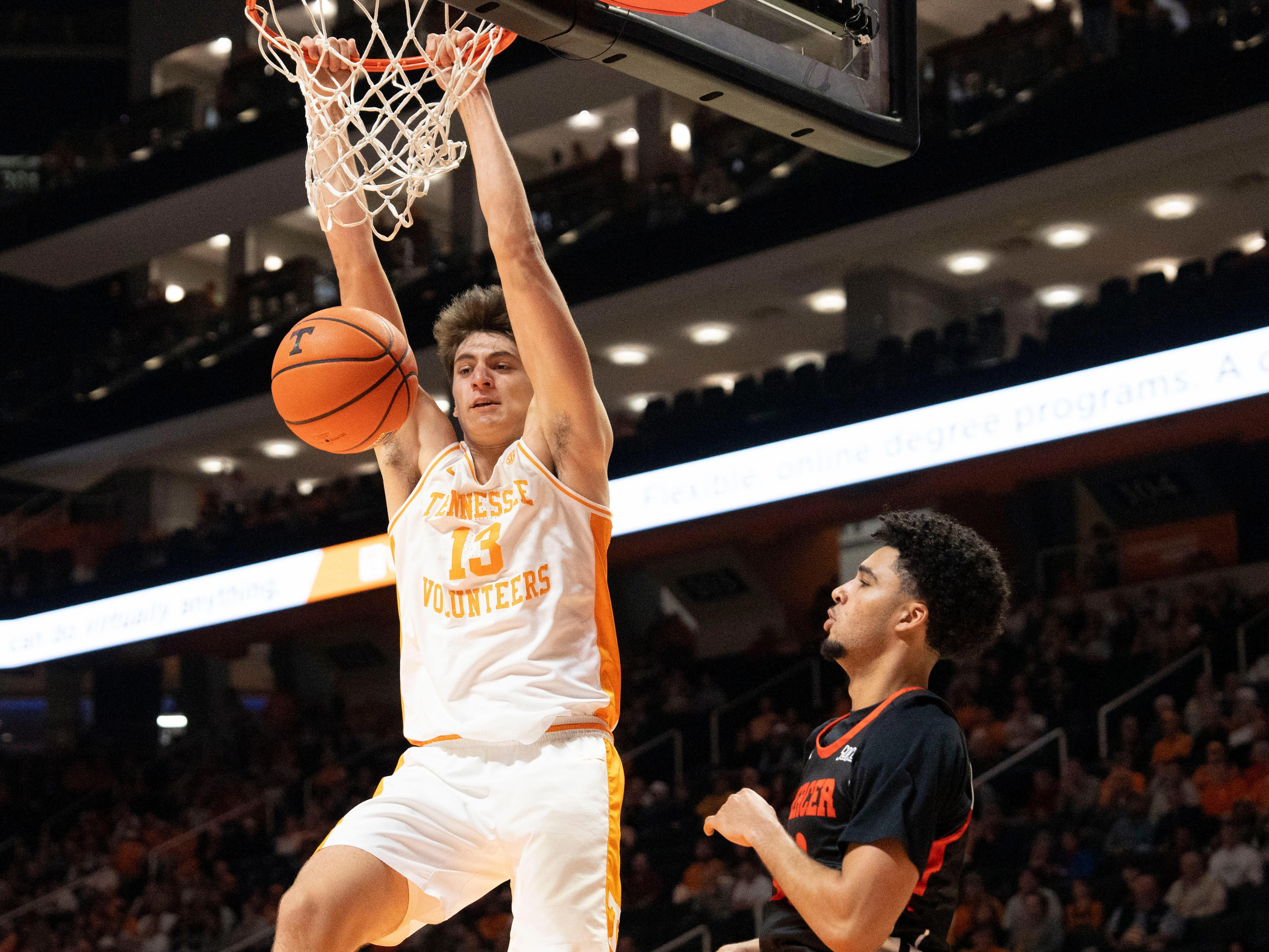 Tennessee-Mercer basketball game rapid recap