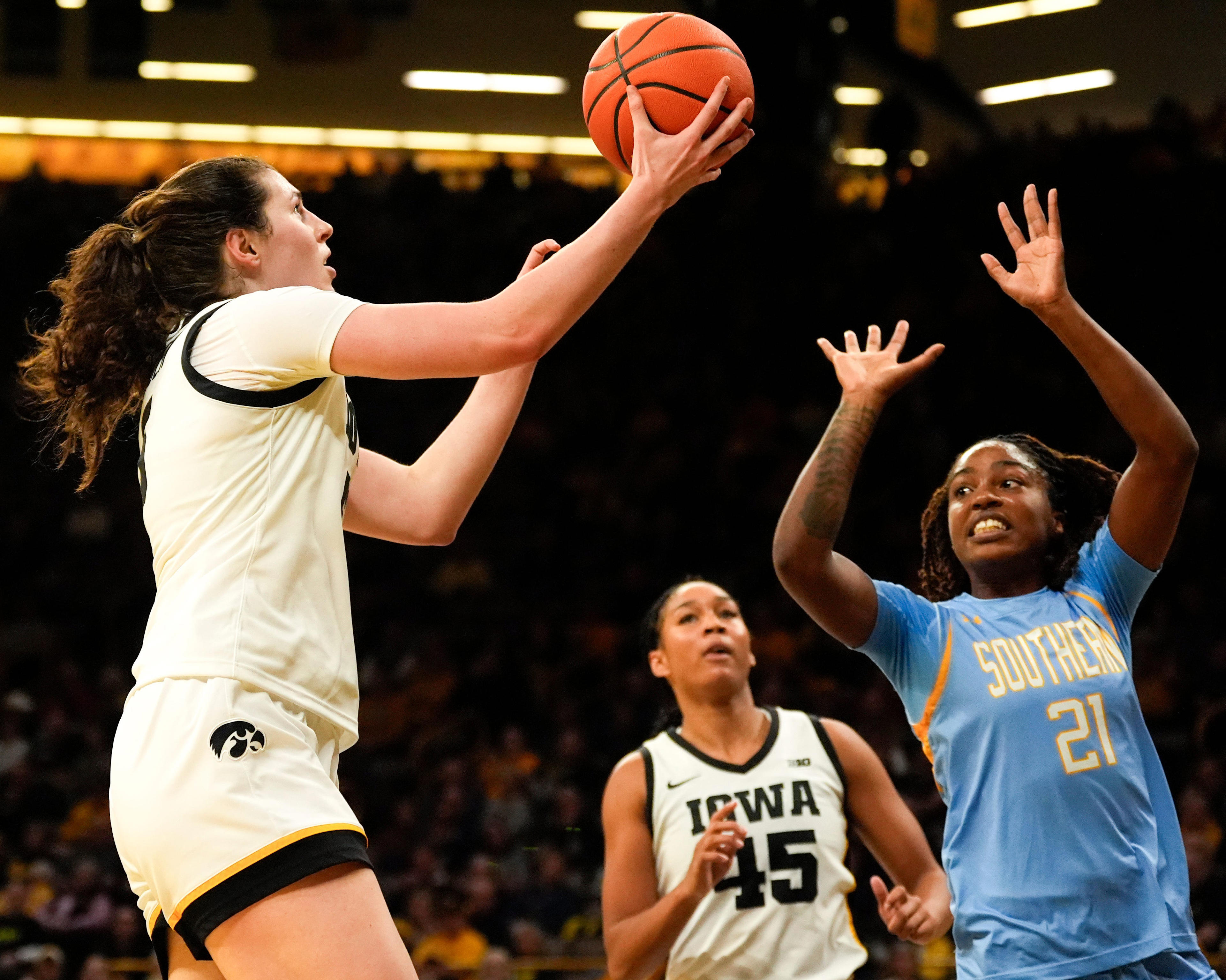 Iowa women’s basketball standout Ava Heiden registers first career ...