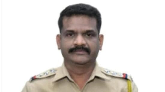 CP dismisses two police officers for taking ₹2.3L bribes