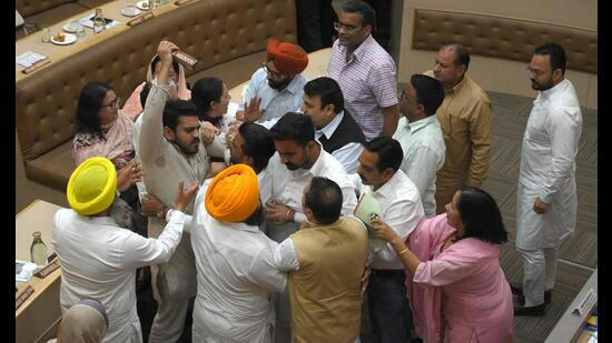 Chandigarh MC’s first live streamed House meet | Councillors come to ...