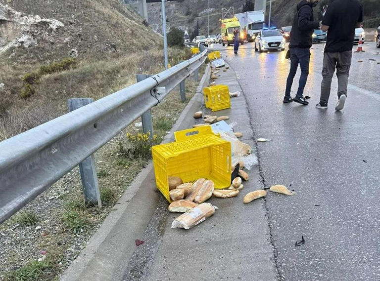 Θεσσαλονίκη: Σύγκρουση τριών οχημάτων στην εξωτερική περιφερειακή ...