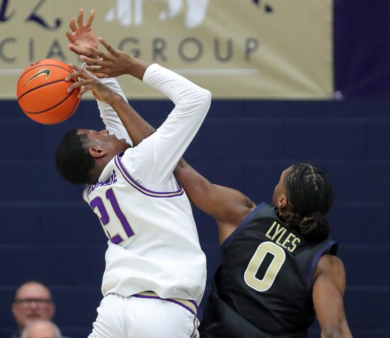 Amani Lyles shines as starter with Akron Zips men's basketball team