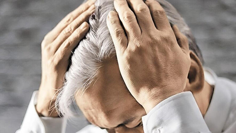 Elevated blood pressure linked to 16% higher dementia risk