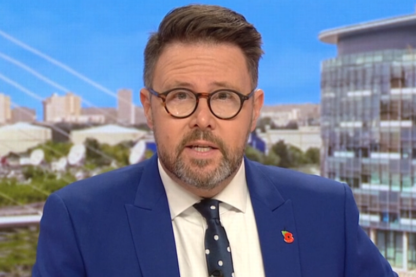 BBC Breakfast's Jon Kay announces 'emotional' news minutes into show