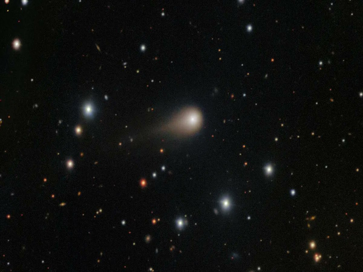 Interstellar Comet 3I/ATLAS stuns scientists, proves Einstein's theory ...