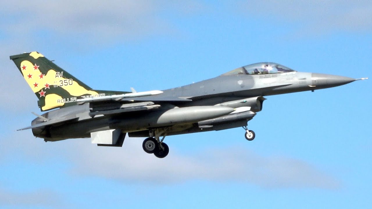 AVIANO F-16 Goes Inverted After Vertical Takeoff at RAF Mildenhall