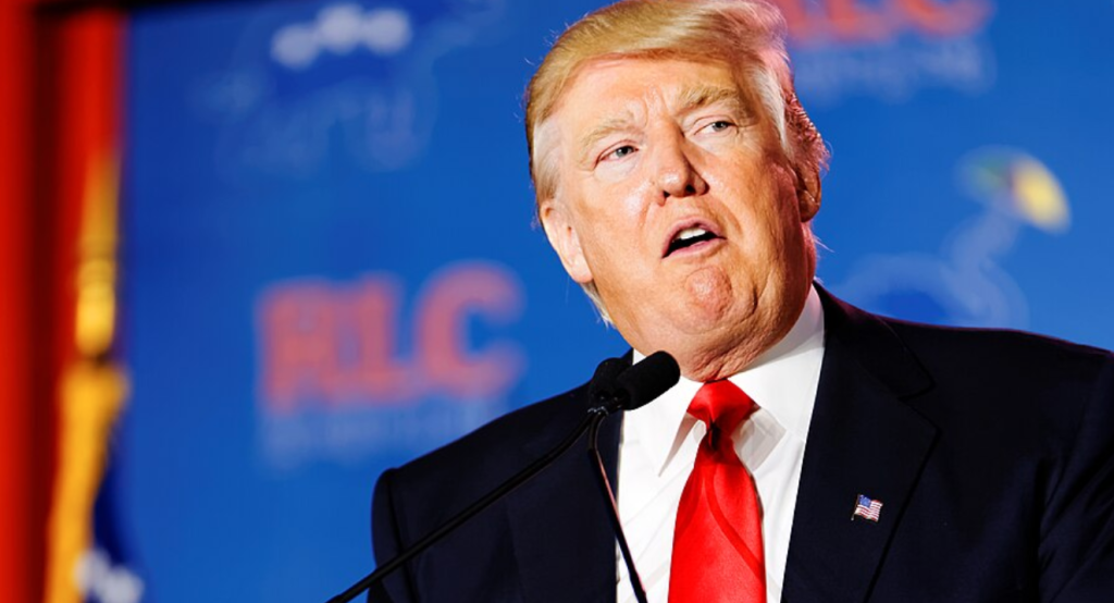 Dansk kasket bliver symbol på modstand mod Trump