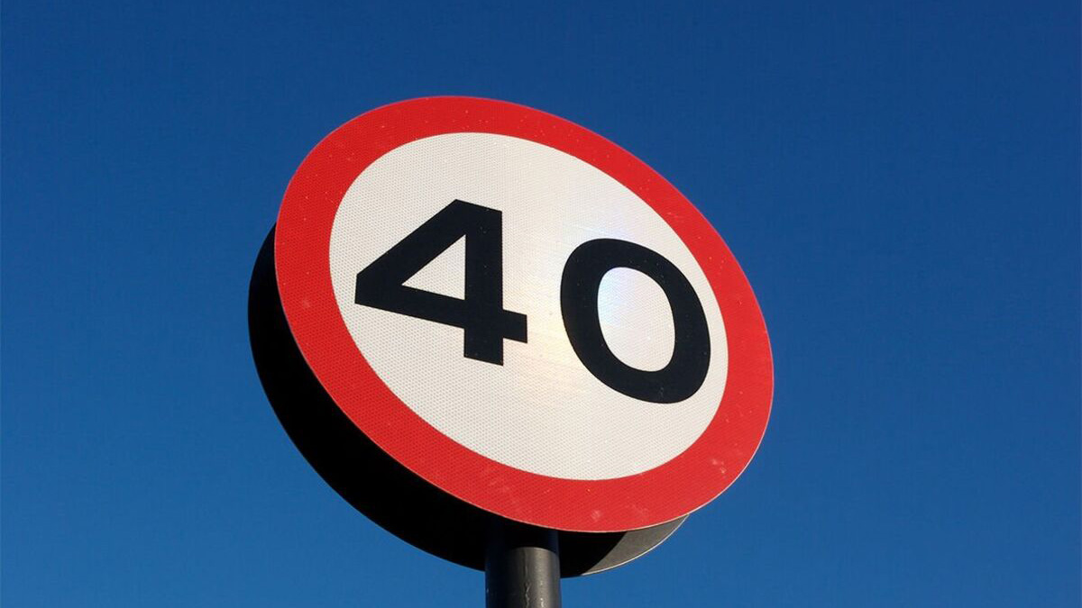 Why Does the UK Still Use MPH instead of KPH for its Road Signs?