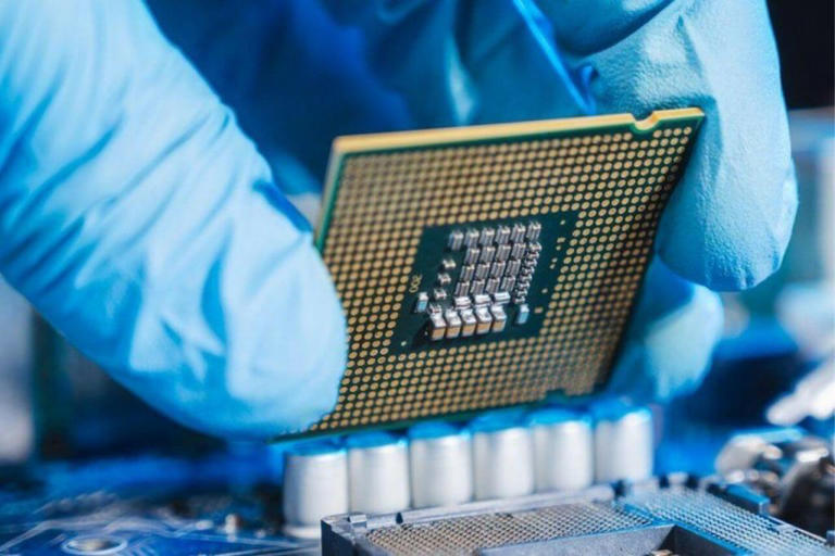 Why This Semiconductor Stock Is Up 665% in 6 Months?