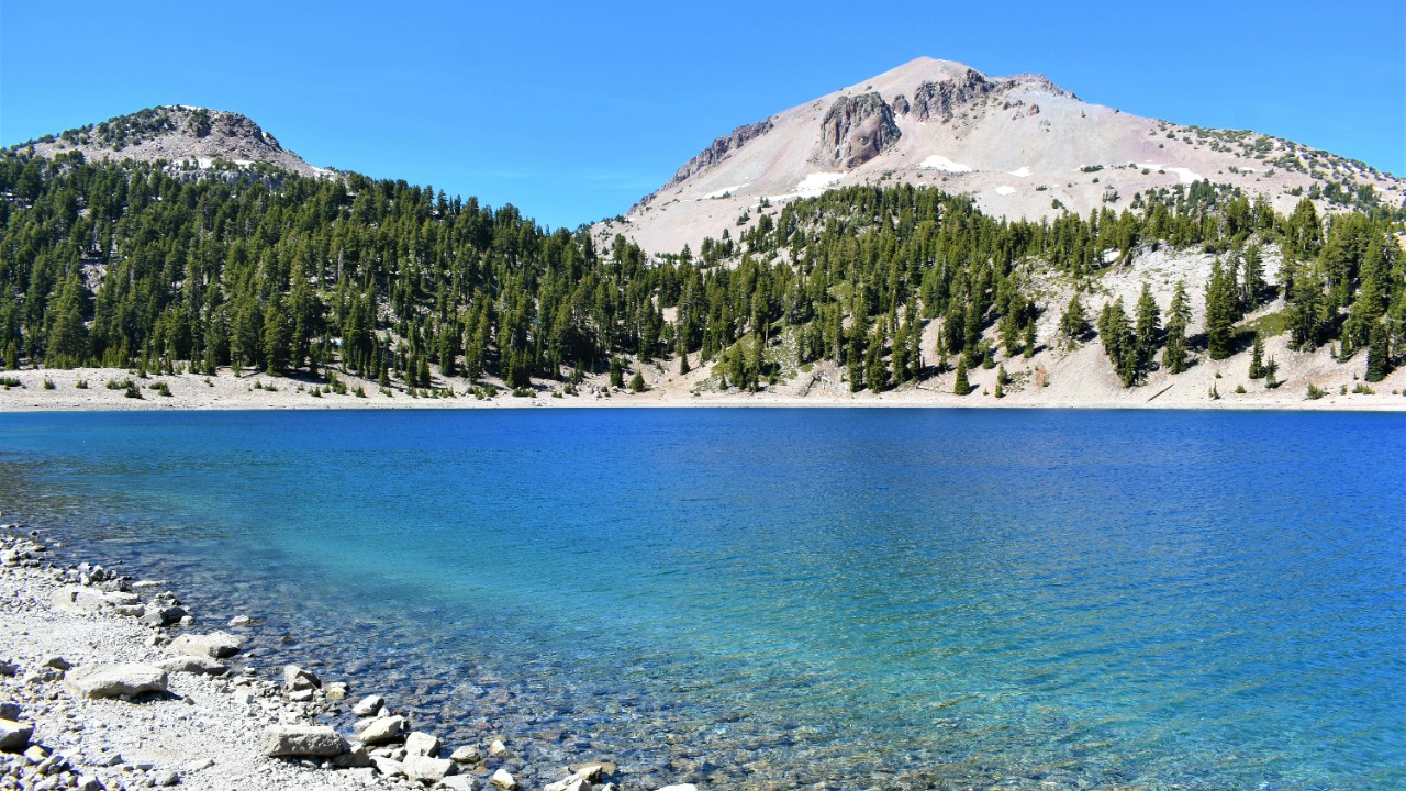 6 Scenic Tent Camping Spots in California With Mountain Views