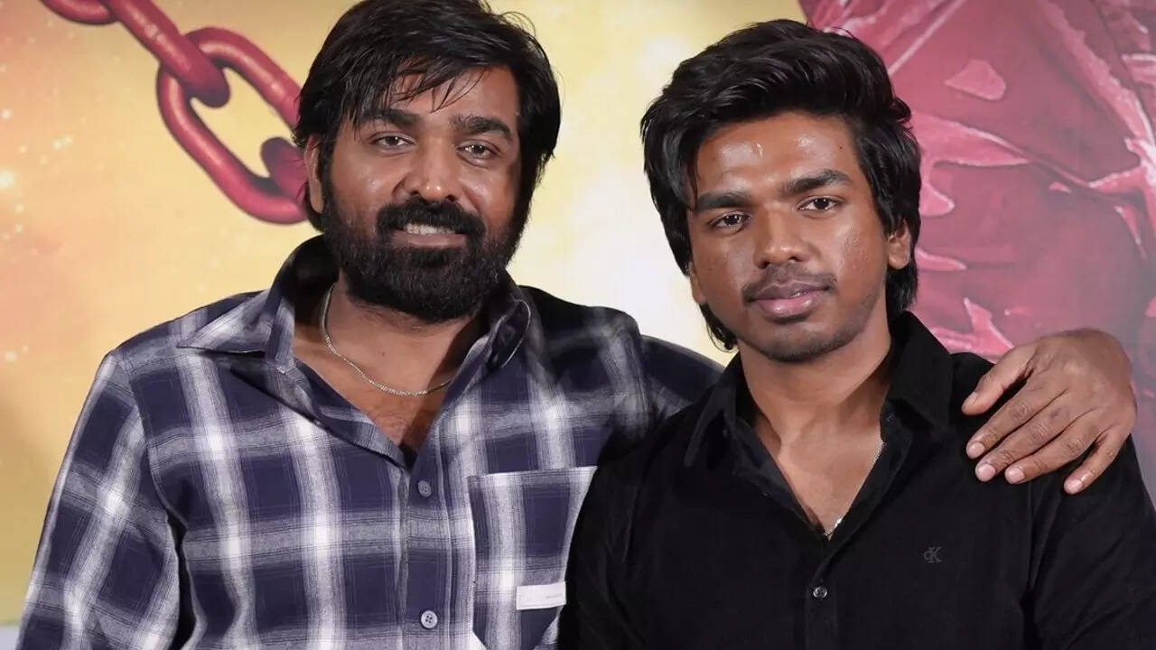 Proud moment! Dad Vijay Sethupathi beams as his son Surya's 'Phoenix ...