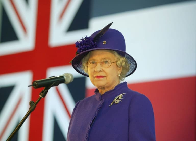 Elizabeth II: son style inimitable bientôt au coeur d'une exposition à ...